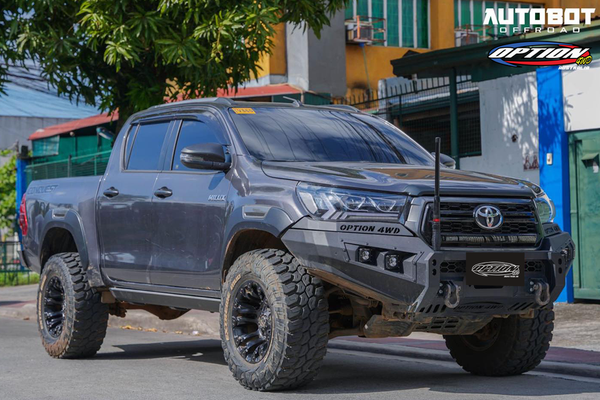 V1 BULL BAR - TOYOTA HILUX REVO ROCCO (5/2018-8/2020) – OPTION 4WD